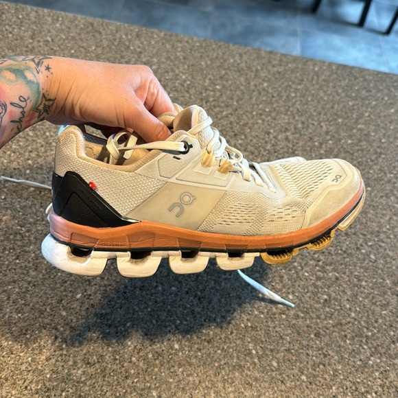 On Running | Shoes | On Helion Running Shoes | Poshmark